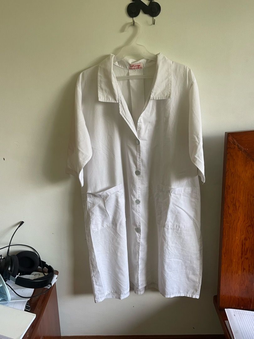 Lab Gown White Laboratory Gown, Men's Fashion, Coats, Jackets and ...