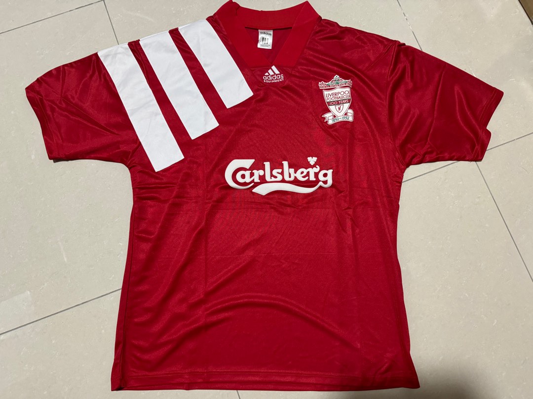 Liverpool vintage jersey, Men's Fashion, Activewear on Carousell