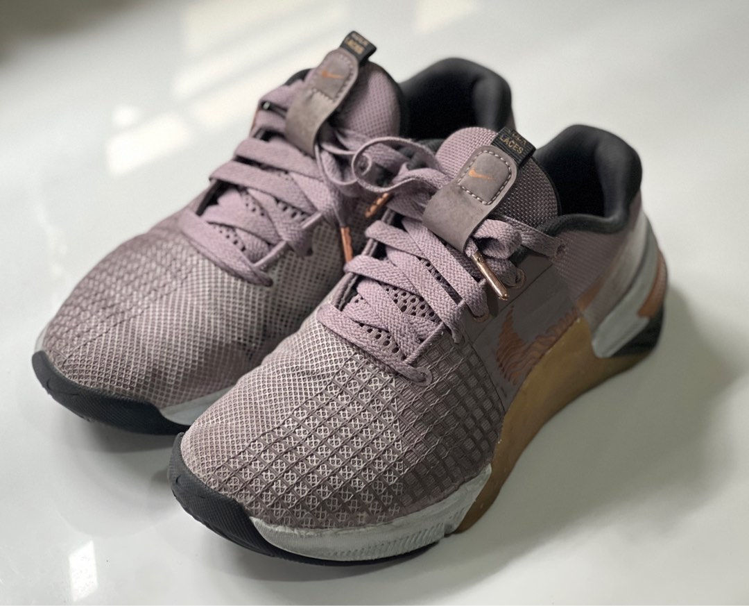 Nike Metcon 8 Premium Purple Smoke Metallic Copper, Women's Fashion ...