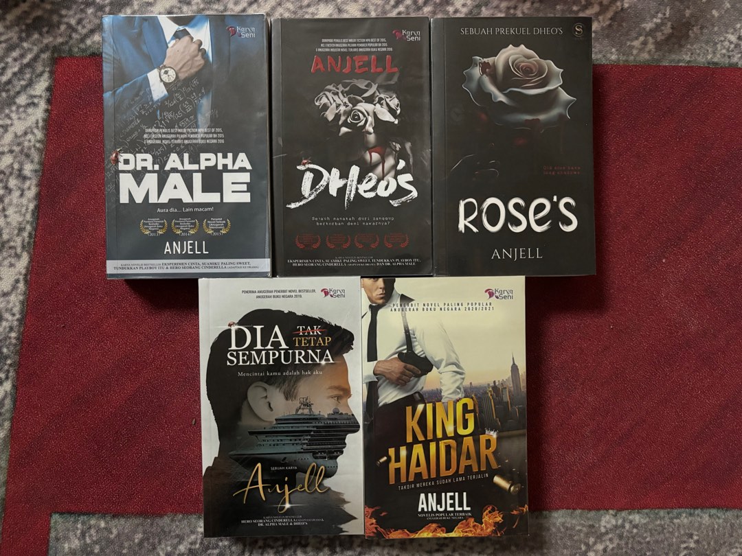 NOVEL ANJELL (COMBO ONLY), Hobbies & Toys, Books & Magazines ...
