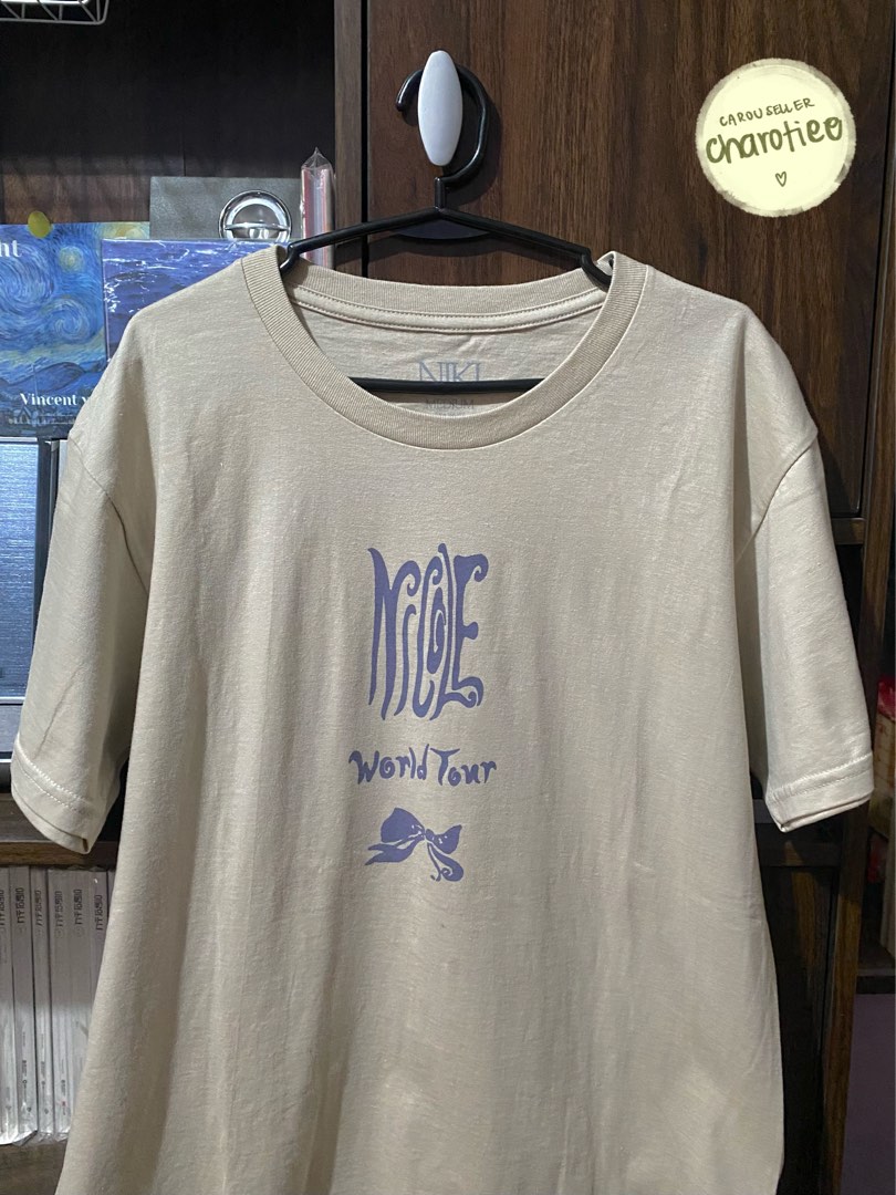 OFFICIAL Tour Merch - Niki Nicole Castle Tour Tee (M) Shirt, Women's ...