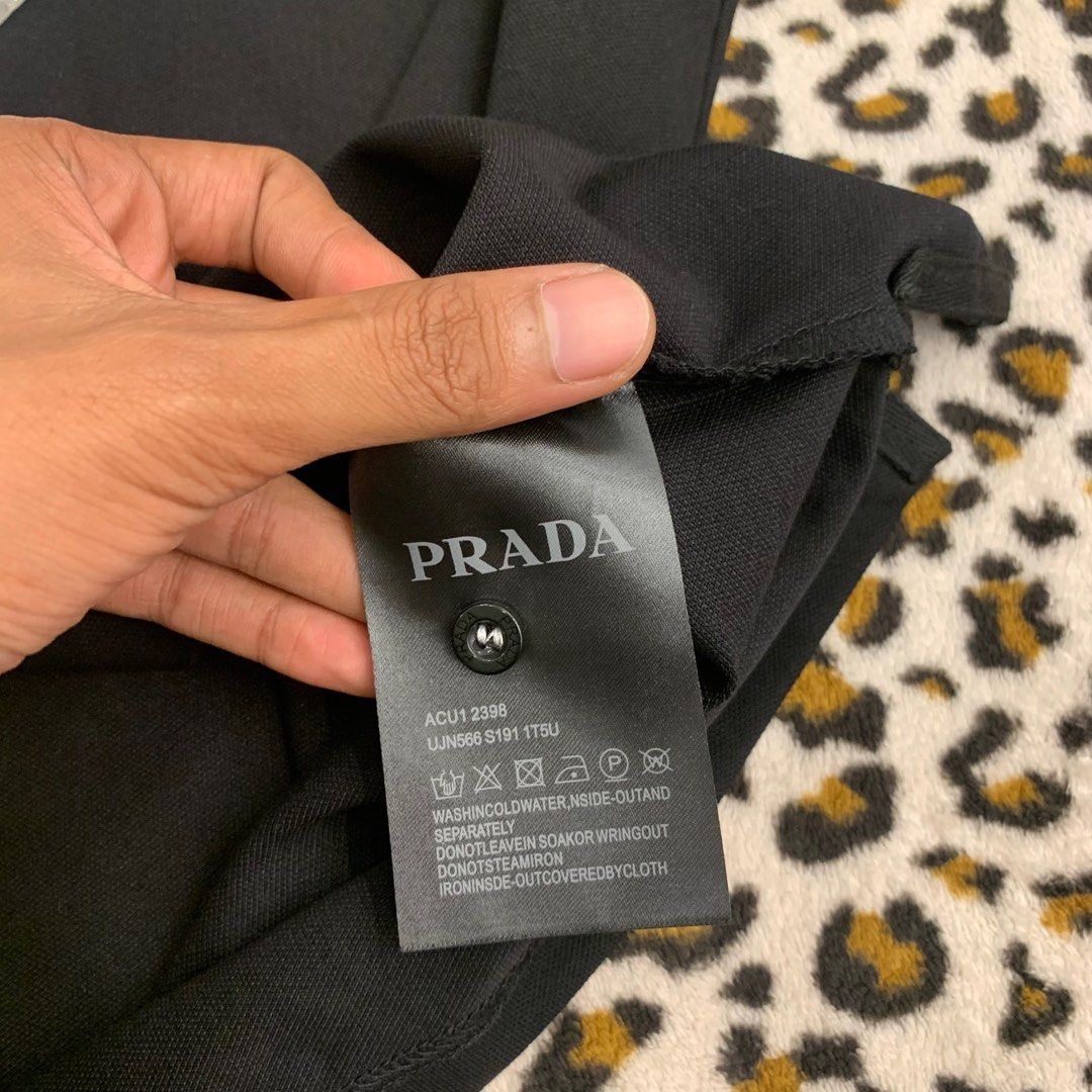 prada clothes tag