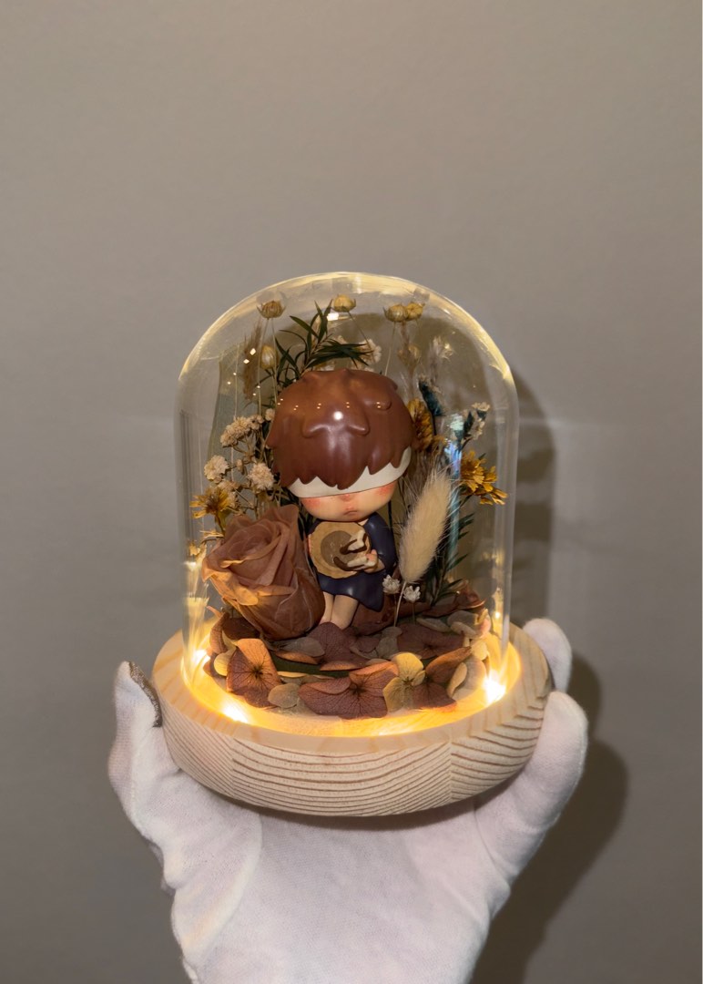 (POPMART) Hirono Blind Figurine Handmade Preserved Flower Dome - WITH ...