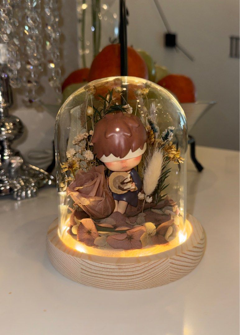 (POPMART) Hirono Blind Figurine Handmade Preserved Flower Dome - WITH ...