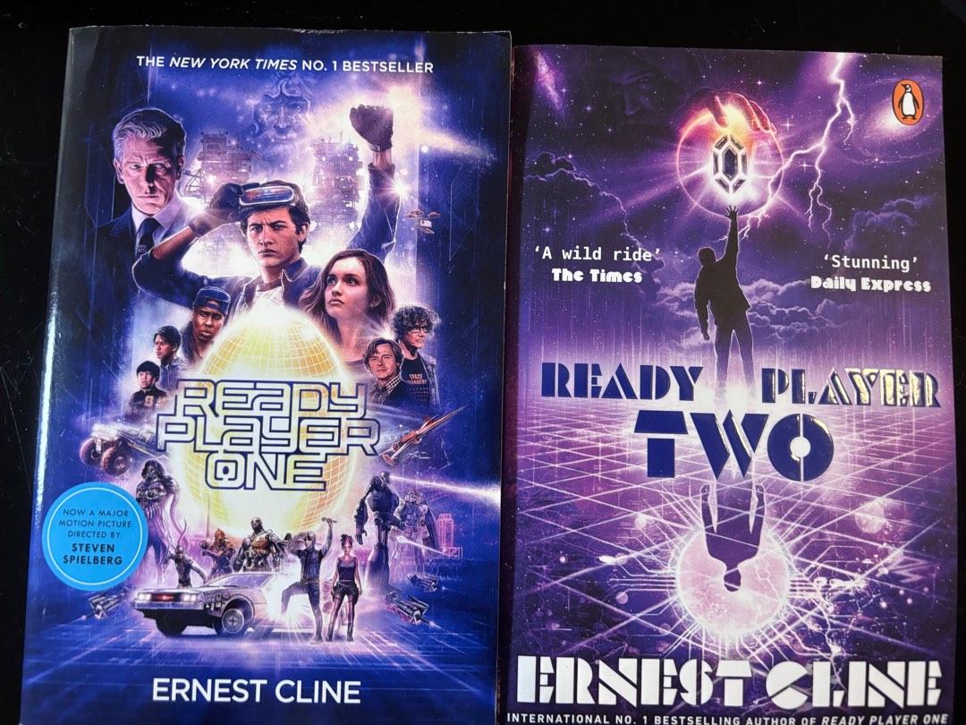 Ready player one & two, 興趣及遊戲, 書本 & 文具, 小說 & 故事書 - Carousell