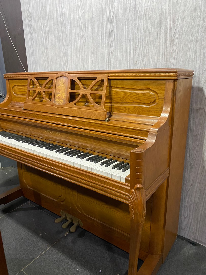 Samick and Young Chang Upright Pianos, Hobbies & Toys, Music & Media ...