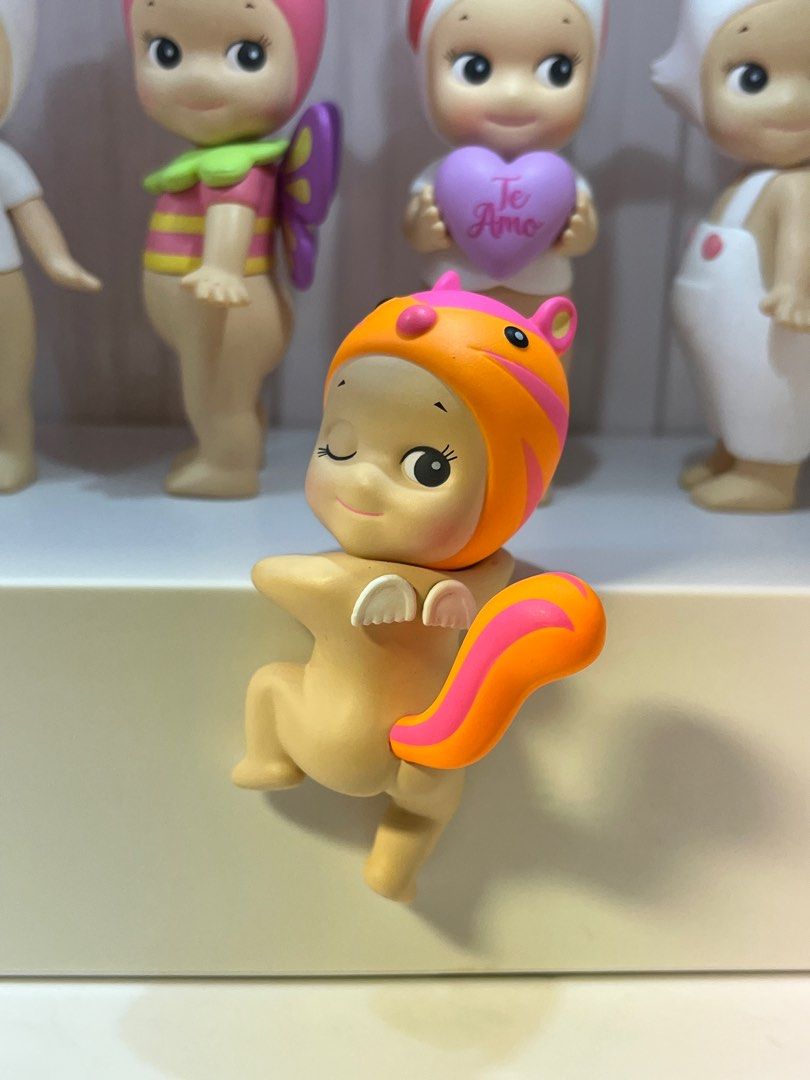 Sonny Angel Looking Back Hipper Secret Squirrel Choco pig brian em cat ...