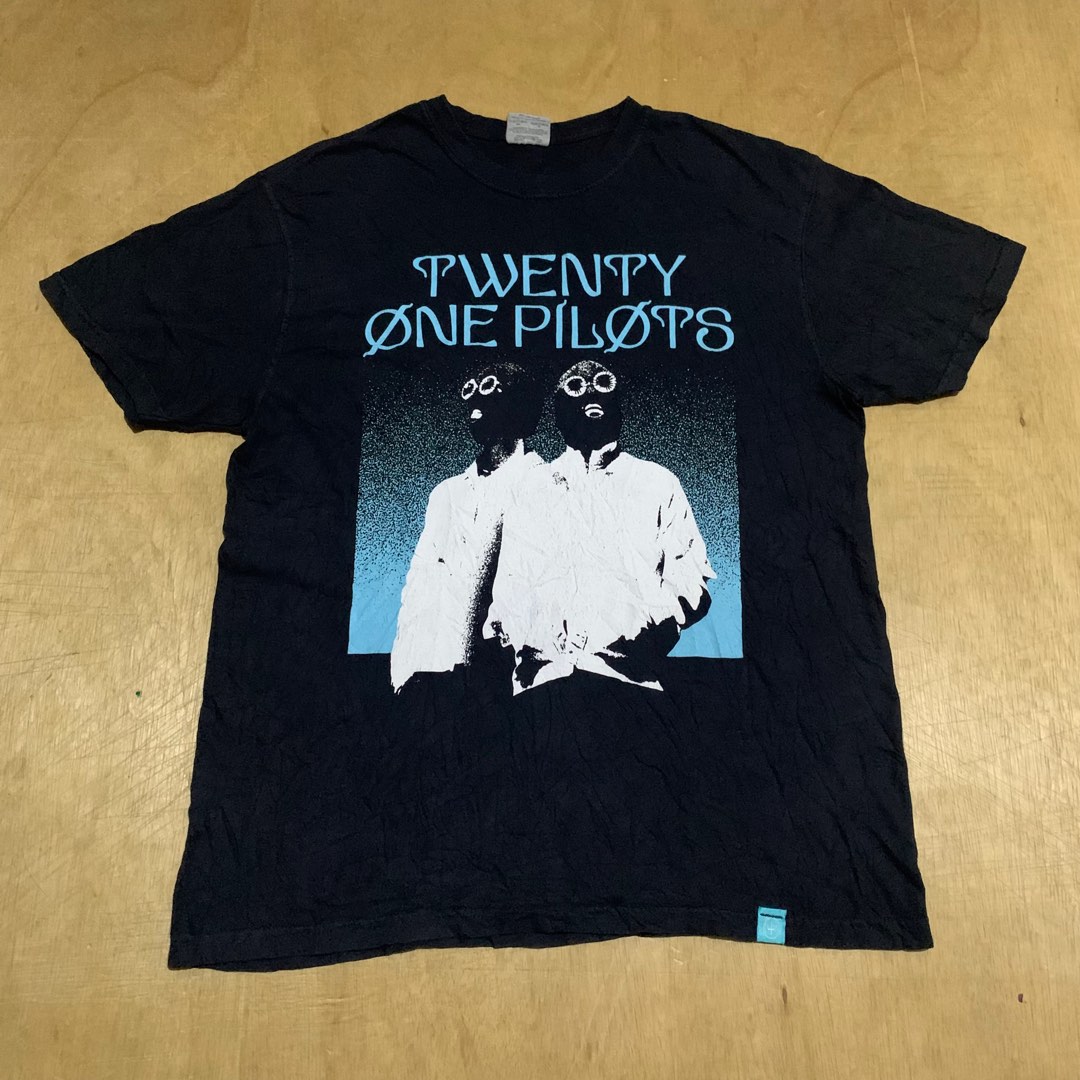 TWENTY ONE PILOT TEE, Men's Fashion, Tops & Sets, Tshirts & Polo Shirts ...