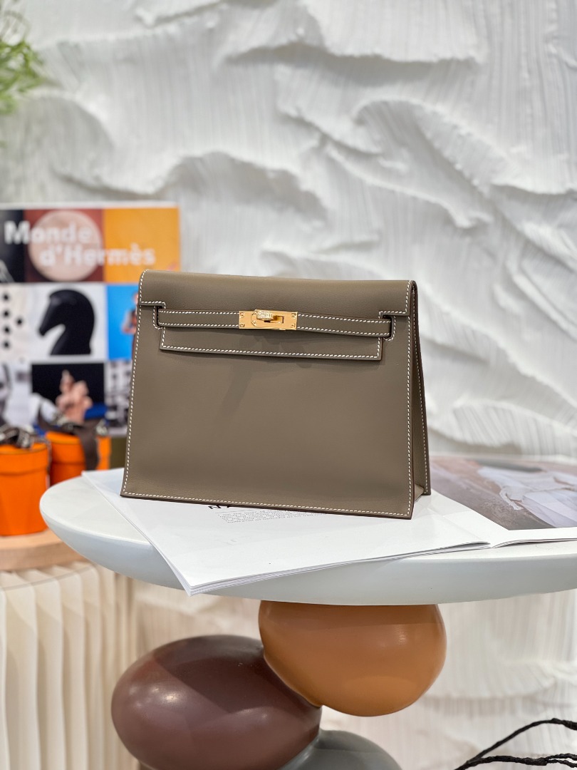 全新 Kelly Danse 18 Etoupe 大象灰 Swift皮 GHW 金扣, 名牌, 手袋及銀包 - Carousell