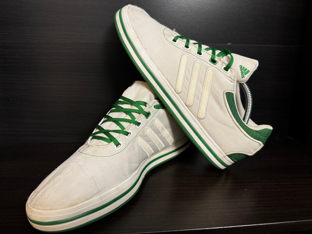 ADIDAS CANVAS, Men's Fashion, Footwear, Sneakers on Carousell