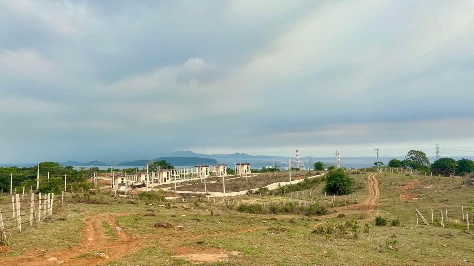 BATAAN FARM/RESIDENTIAL LOT FOR SALE (with fence, clean title ...