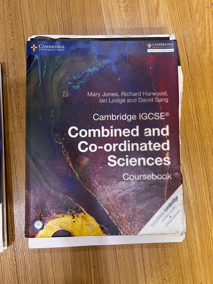 Cambridge IGCSE Textbooks (Combined Science, Addmath), Hobbies & Toys ...