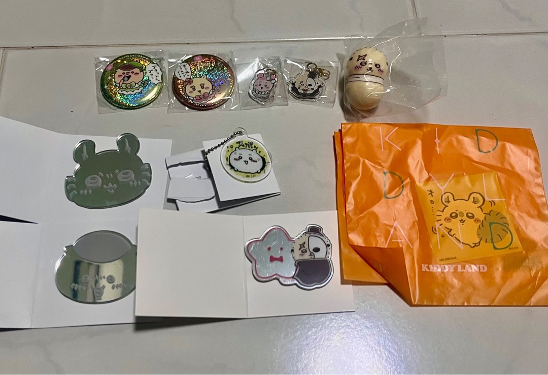 Chiikawa gacha badge mirror sticker keychain, Hobbies & Toys ...