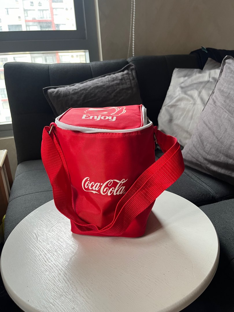Coca-Cola Insulated Bag, Women's Fashion, Bags & Wallets, Shoulder Bags ...