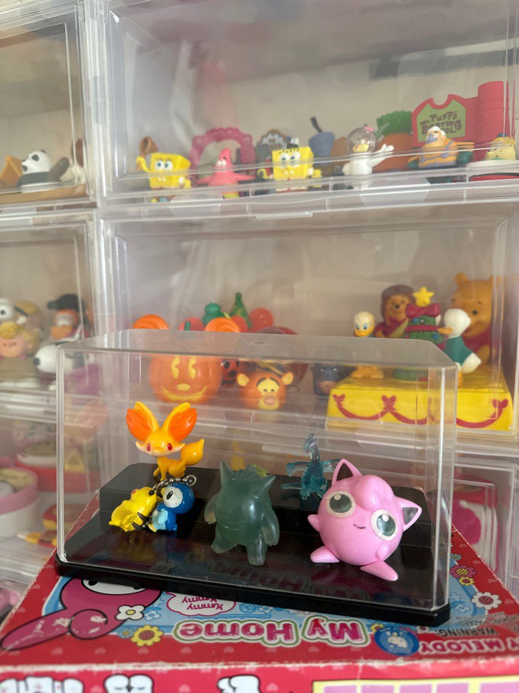 Display Case for Gashapon/Mini Figure, Furniture & Home Living, Home ...