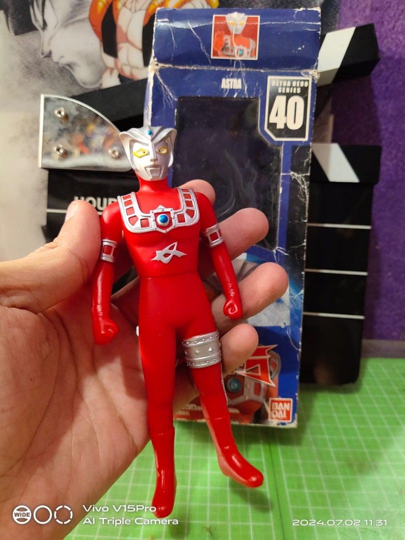 Figure Ultraman Astra Ultra Hero Series 40 Bandai 2004, Barang Yang ...
