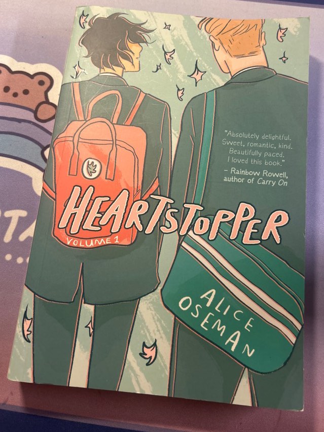 heartstopper / boy’s love book, Hobbies & Toys, Books & Magazines ...