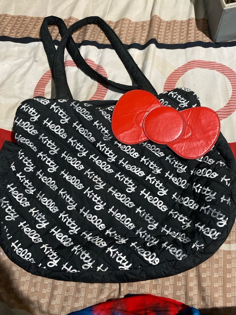 Hello kitty puff totebag, Fesyen Wanita, Tas & Dompet di Carousell