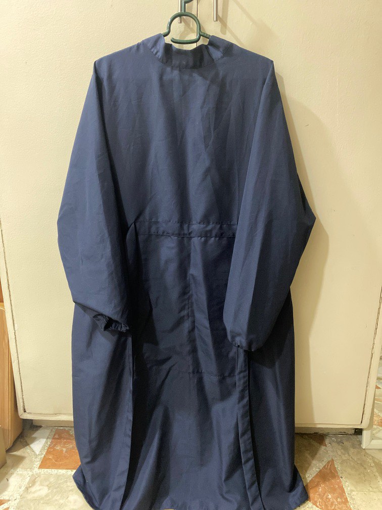 Navy Blue PPE gown Used once, Women's Fashion, Coats, Jackets and ...