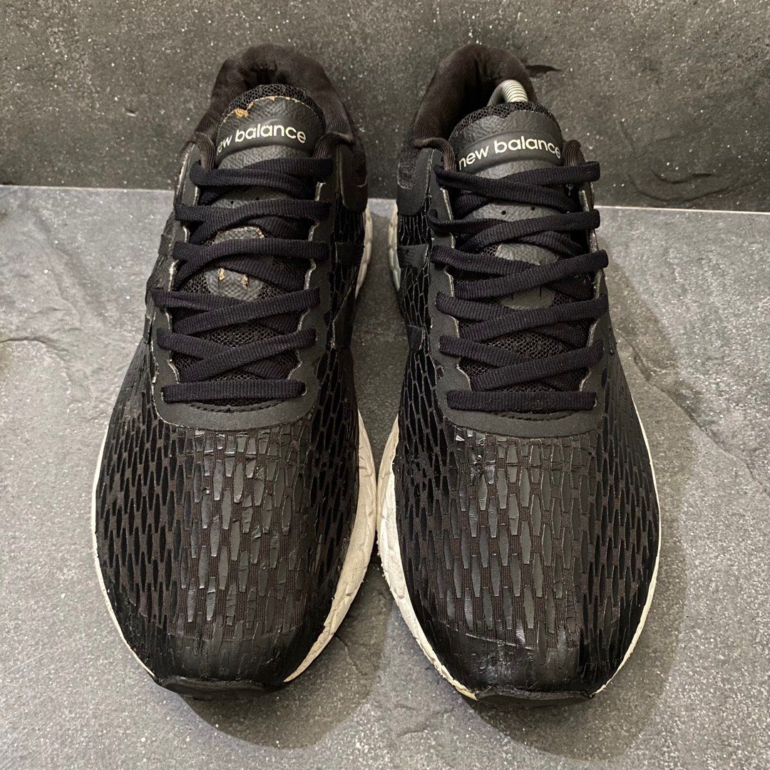 New balance baracay v3, Fesyen Pria, Sepatu , Sneakers di Carousell