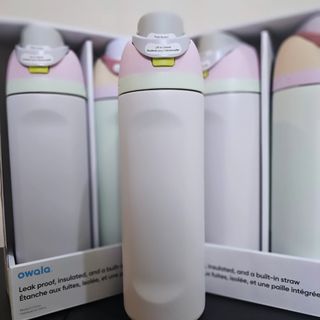 Owala Candy Coated 24 oz, Furniture & Home Living, Kitchenware ...