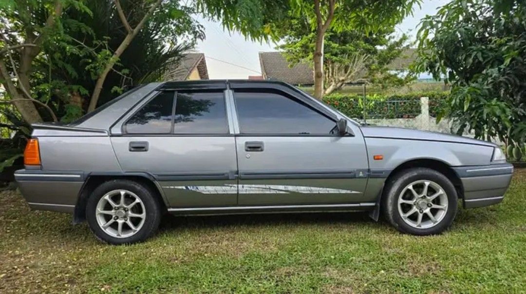 Proton Iswara 1.3s Aeroback (M), Cars, Cars for Sale on Carousell