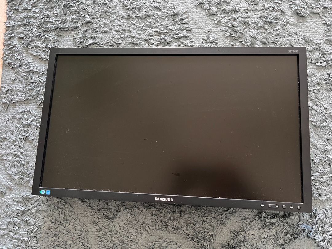 Samsung Monitor - 27in - Not working, selling for anyone who needs ...