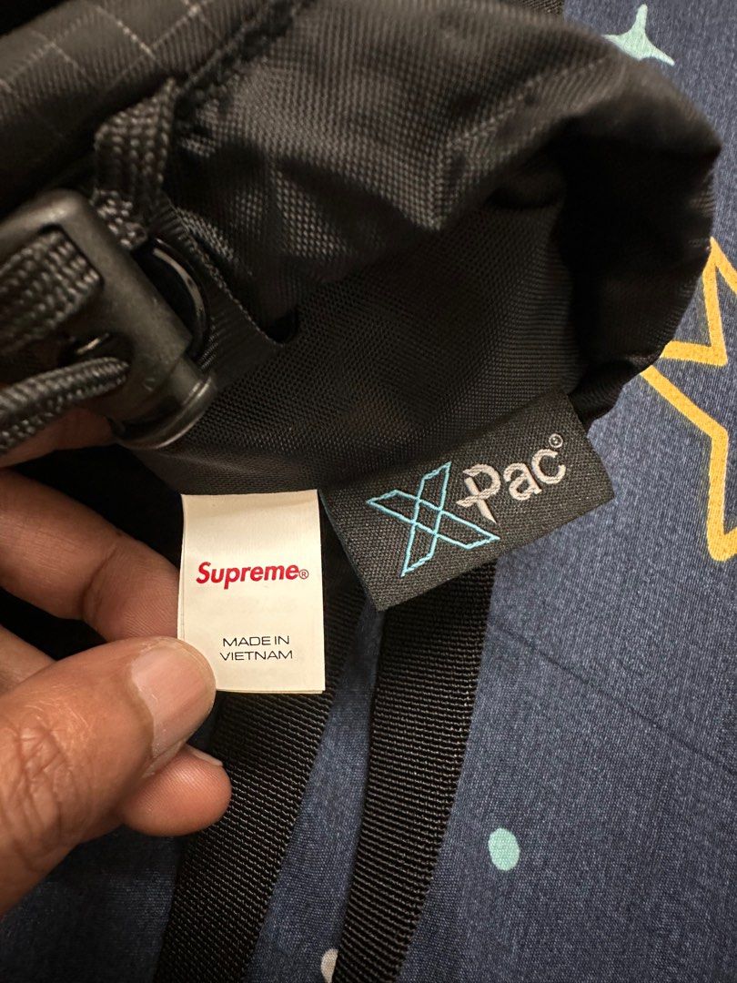 SUPREME NECK PORCH, Men's Fashion, Bags, Sling Bags on Carousell