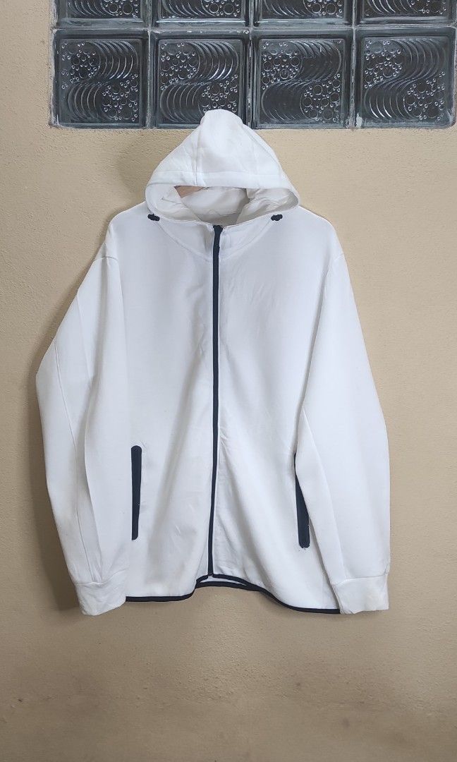 Uniqlo jacket hodie, Women's Fashion, Coats, Jackets and Outerwear on ...