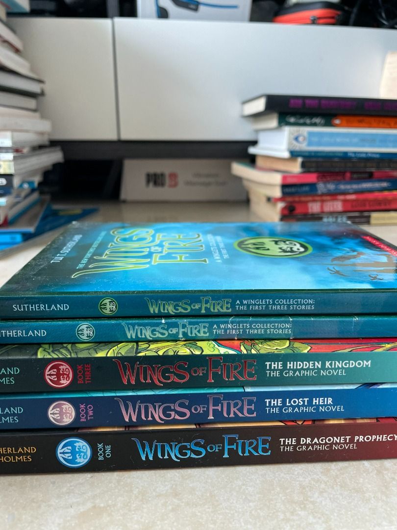 Wings of Fire Book 1 to 13, the Comics from Book 1 to 3 and the ...
