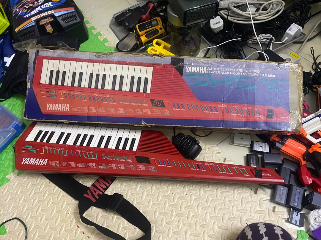 Yamaha Keytar Shs10, Hobbies & Toys, Music & Media, Musical Instruments on Carousell