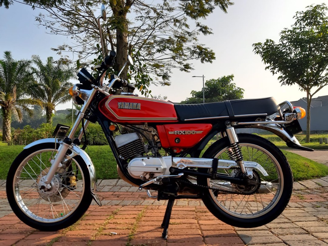 Yamaha Rx 100 Cdi Rare tahun 1979 rawatan mulus, Motor di Carousell