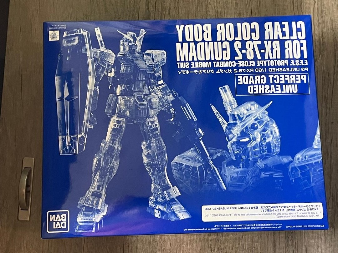 全新 殘盒 BANDAl Gundam 高達 PB PG UNLEASHED 1/60 CLEAR COLOR BODY FOR RX-78 ...
