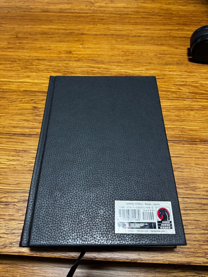 Berserk Volume 1, Hobbies & Toys, Books & Magazines, Comics & Manga on Carousell