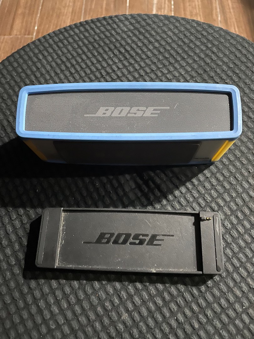 Bluetooth Speakers (Bose Soundlink Mini 1, Bose Soundlink Color 1 ...