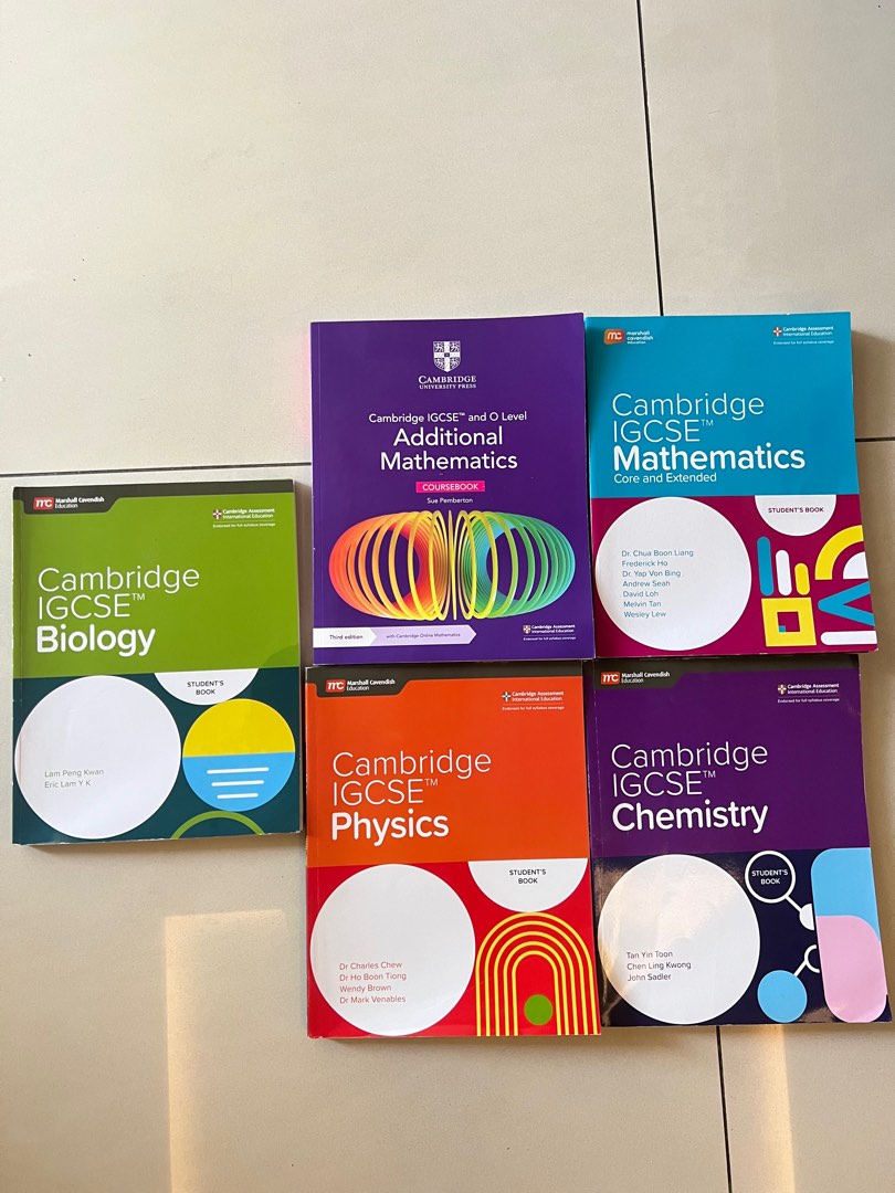 Cambridge IGCSE Science Class Text Books (Year 10), Hobbies & Toys ...