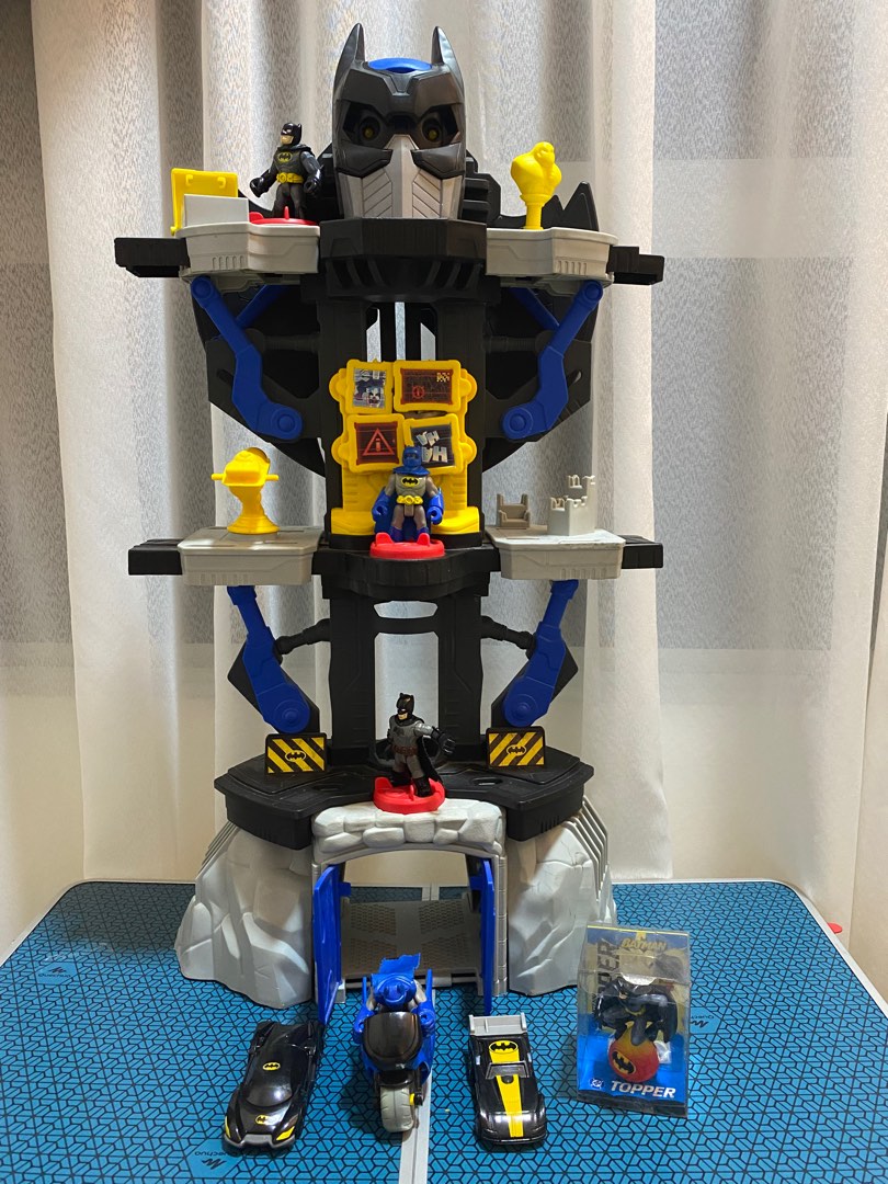 DC Comics Batman Tower Set, Hobbies & Toys, Toys & Games on Carousell