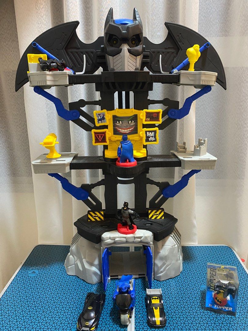 DC Comics Batman Tower Set, Hobbies & Toys, Toys & Games on Carousell
