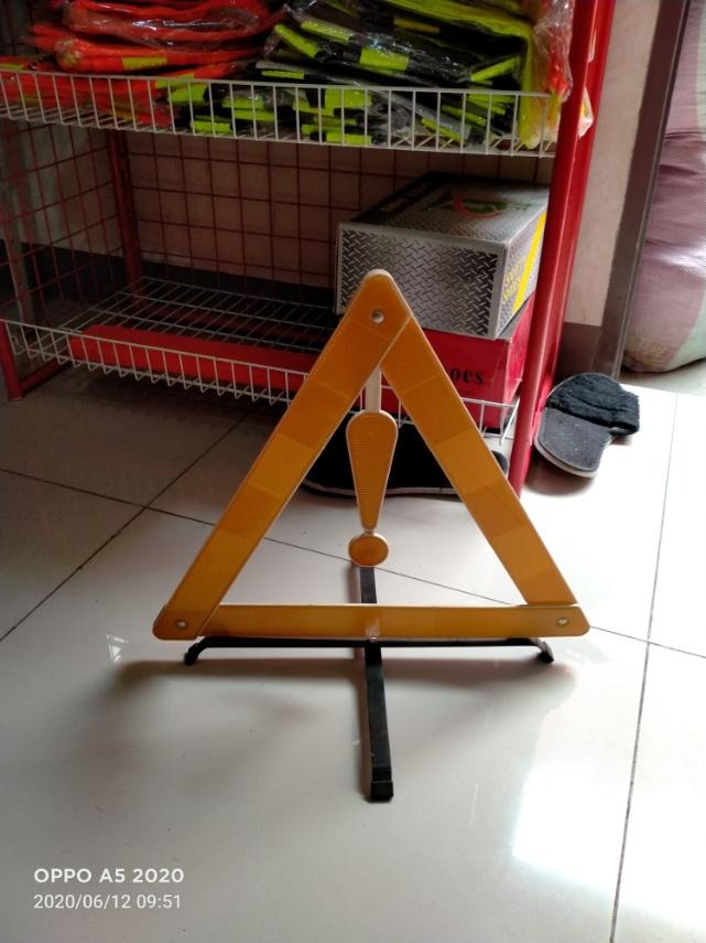 EMERGENCY WARNING DEVICE, Commercial & Industrial, Construction Tools ...