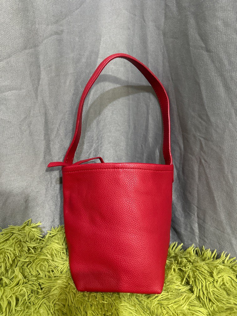 Fashion red bucket bag, Women's Fashion, Bags & Wallets, Shoulder Bags ...