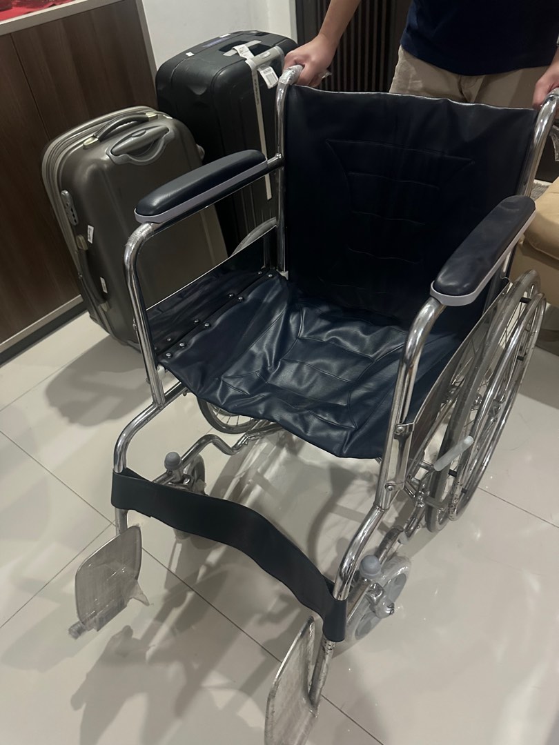 Kursi roda standart, Serba Serbi, Others di Carousell