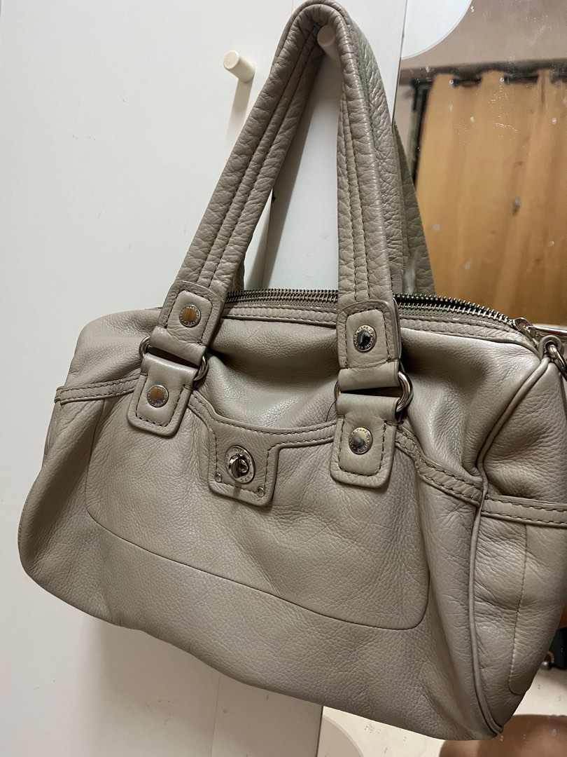 Marc Jacobs - Too Hot Too Handle, Women's Fashion, Bags & Wallets ...