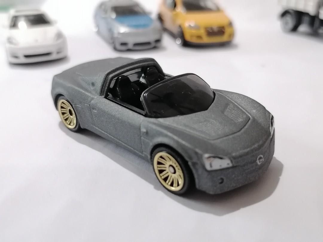 Matchbox 2022 5-Pack: Autobahn Express III 2002 Opel Speedster - Matte ...