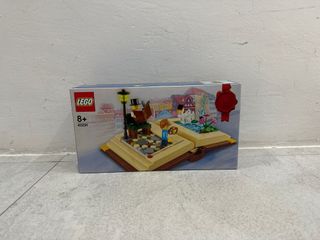 LEGO pieces original lego, Hobbies & Toys, Toys & Games on Carousell
