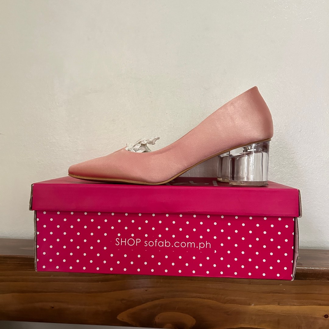 So Fab! Penny Pink Pointed Toe Clear Heels, Women's Fashion, Footwear ...