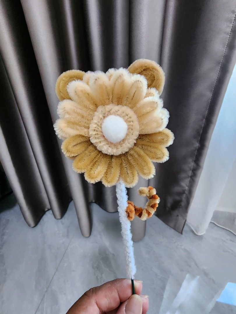 扭扭棒兔子/小熊花Twisting Stick Bunny/Bear flower, Hobbies & Toys, Stationery ...