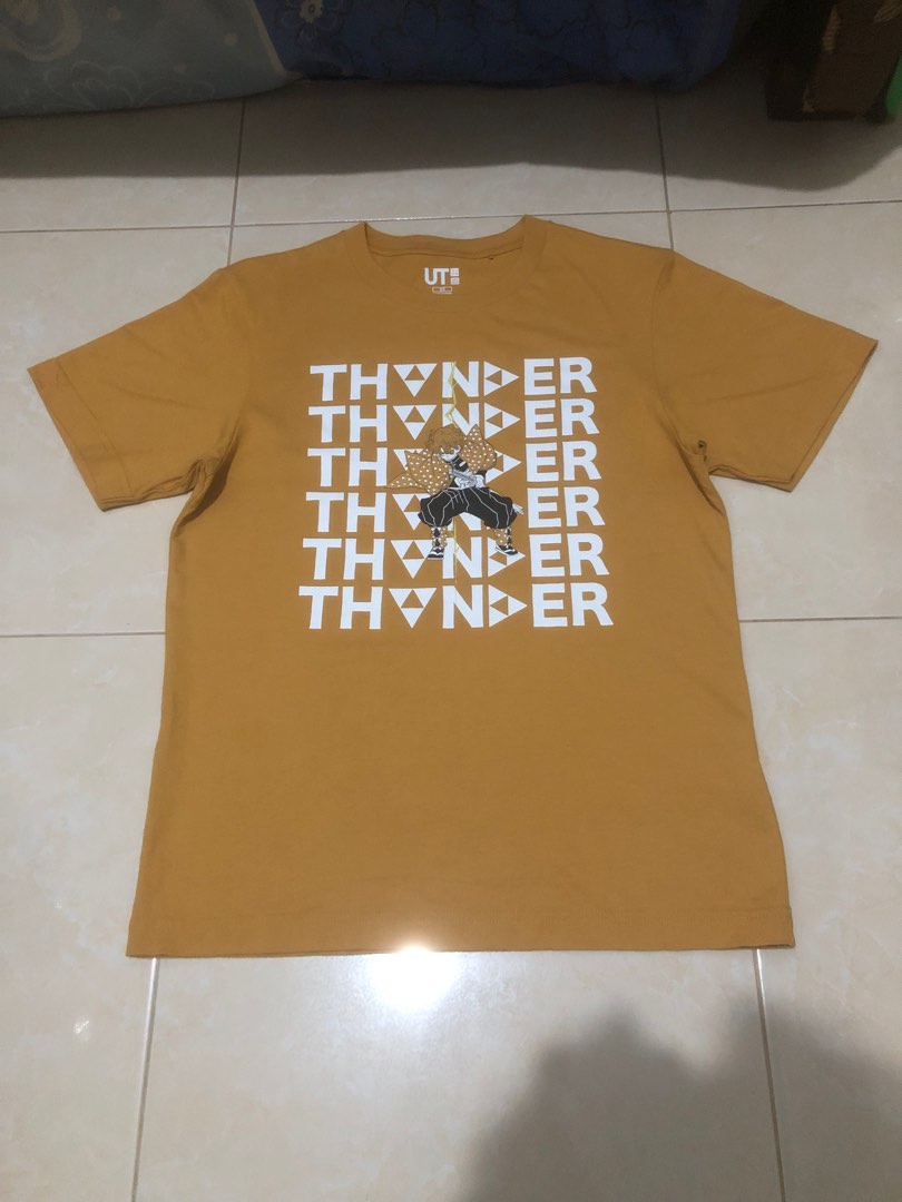 Uniqlo UT x Kimetsu no Yaiba Demon Slayer Kaos kuning mustard Uniqlo ...