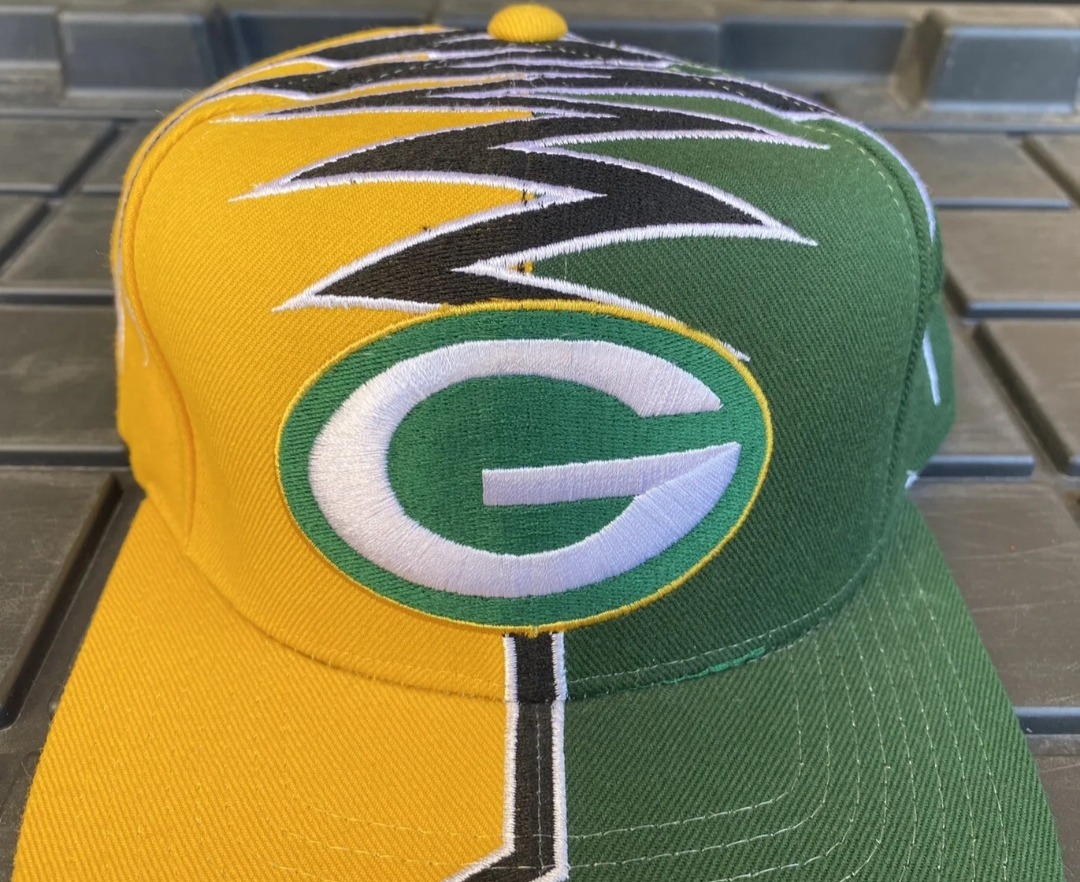 Vintage starter cap gpackers, Men's Fashion, Watches & Accessories ...