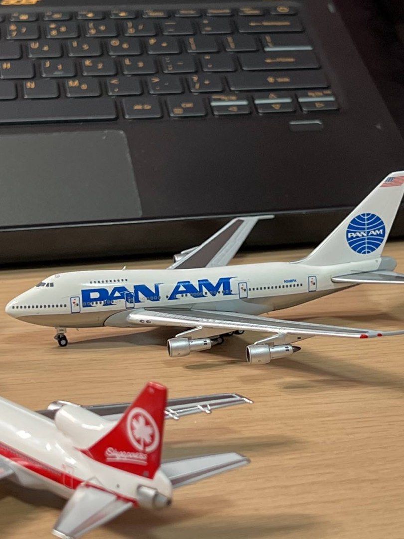 1:400 & 1:200 Plane models, Hobbies & Toys, Memorabilia & Collectibles ...