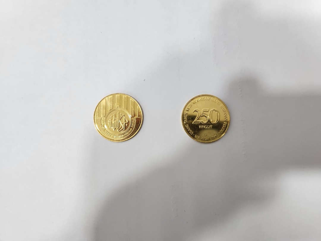 1976 250 Ringgit Malaysian Gold Coins (10 grams each), Hobbies & Toys ...